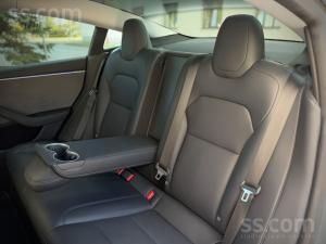 Balts Tesla Model 3 2024 Jelgava, ar dzinēja tilpumu 0.00 L un nobraukumu 64 tūkst. km par 34000 €, foto 16 vietnē AUTOMOTO.COM.LV