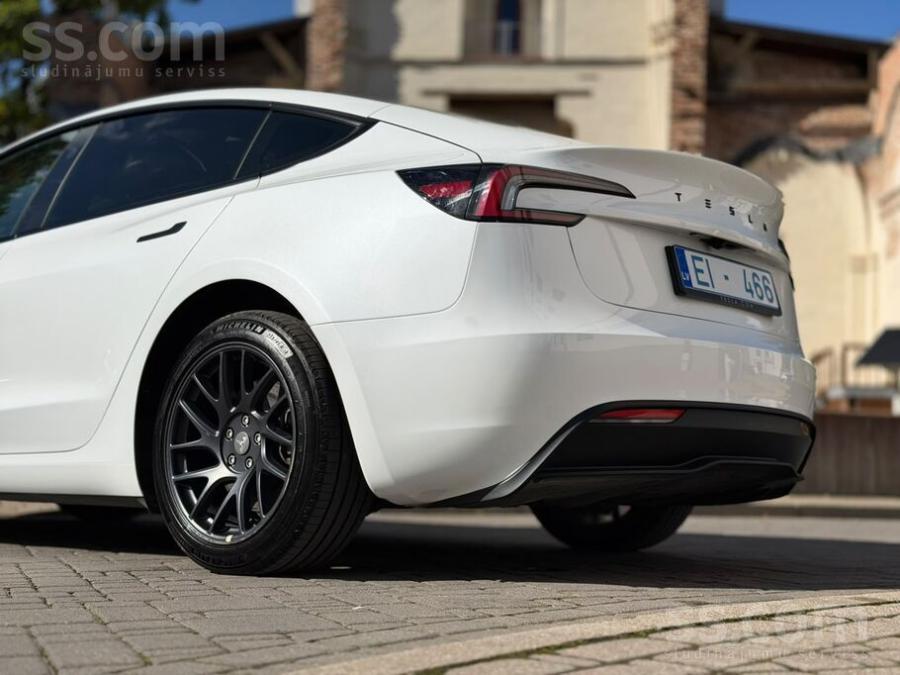 Balts Tesla Model 3 2024 Jelgava, ar dzinēja tilpumu 0.00 L un nobraukumu 64 tūkst. km par 34000 €, foto 21 vietnē AUTOMOTO.COM.LV