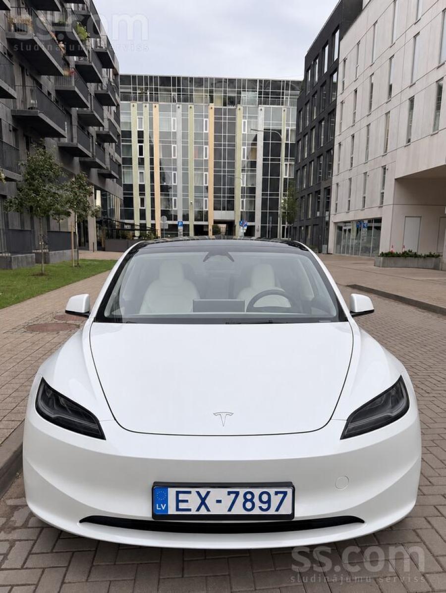 Balts Tesla Model 3 2024 Rīga, ar dzinēja tilpumu 0.00 L un nobraukumu 79 tūkst. km par 32500 €, foto 4 vietnē AUTOMOTO.COM.LV
