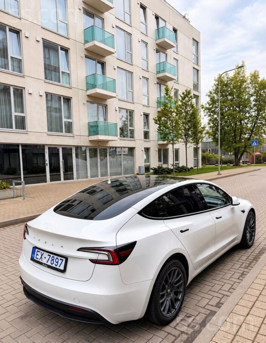 Balts Tesla Model 3 2024 Rīga, ar dzinēja tilpumu 0.00 L un nobraukumu 79 tūkst. km par 32500 €, foto 9 vietnē AUTOMOTO.COM.LV