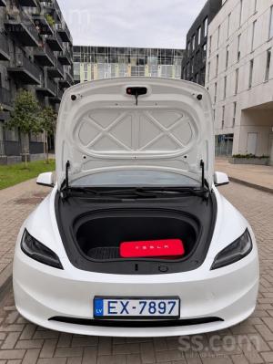 Balts Tesla Model 3 2024 Rīga, ar dzinēja tilpumu 0.00 L un nobraukumu 79 tūkst. km par 32500 €, foto 11 vietnē AUTOMOTO.COM.LV