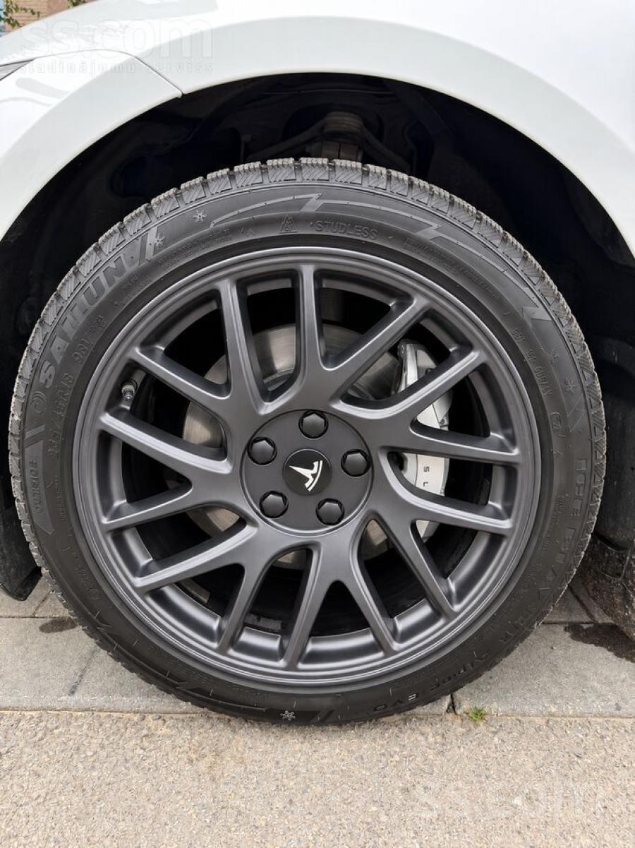 Balts Tesla Model 3 2024 Rīga, ar dzinēja tilpumu 0.00 L un nobraukumu 79 tūkst. km par 32500 €, foto 13 vietnē AUTOMOTO.COM.LV