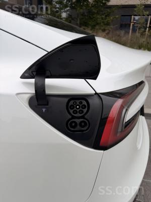 Balts Tesla Model 3 2024 Rīga, ar dzinēja tilpumu 0.00 L un nobraukumu 79 tūkst. km par 32500 €, foto 14 vietnē AUTOMOTO.COM.LV