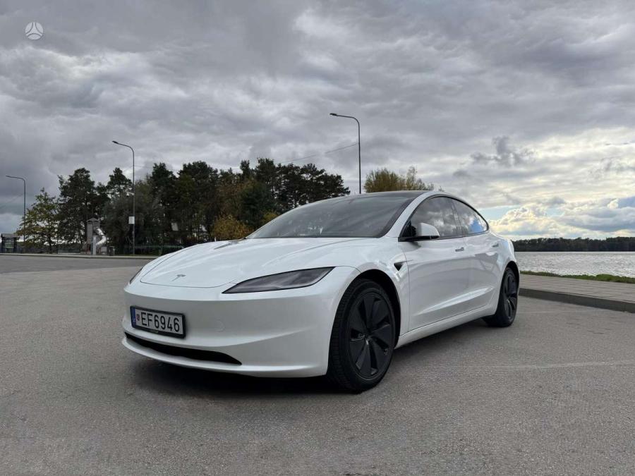 Balts Tesla Model 3 2024 Kauņa, ar dzinēja tilpumu 0.00 L un nobraukumu 72 tūkst. km par 29800 €, foto 4 vietnē AUTOMOTO.COM.LV