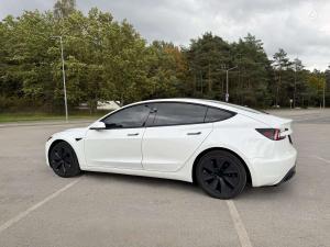 Balts Tesla Model 3 2024 Kauņa, ar dzinēja tilpumu 0.00 L un nobraukumu 72 tūkst. km par 29800 €, foto 6 vietnē AUTOMOTO.COM.LV