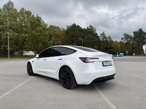 Balts Tesla Model 3 2024 Kauņa, ar dzinēja tilpumu 0.00 L un nobraukumu 72 tūkst. km par 29800 €, foto 7 vietnē AUTOMOTO.COM.LV