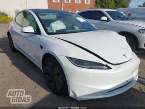 White Tesla Model 3 2025 in Klaipeda, with an engine capacity of 0.00 L and mileage of 20 thousand km for 10000 €, photo  on AUTOMOTO.COM.LV