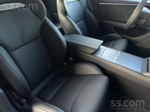 Balts Tesla Model 3 2025 Rīga, ar dzinēja tilpumu 0.00 L un nobraukumu 10 tūkst. km par 66720 €, foto 6 vietnē AUTOMOTO.COM.LV
