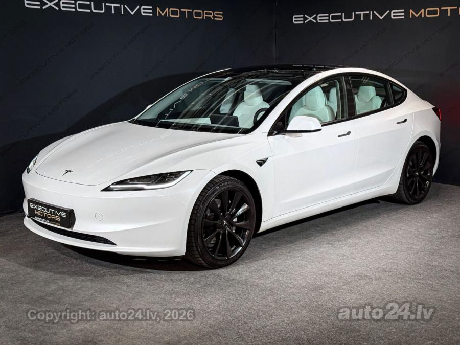 Balts Tesla Model 3 2025 Tallina, ar dzinēja tilpumu 0.00 L un nobraukumu 43 tūkst. km par 35990 €, foto 1 vietnē AUTOMOTO.COM.LV