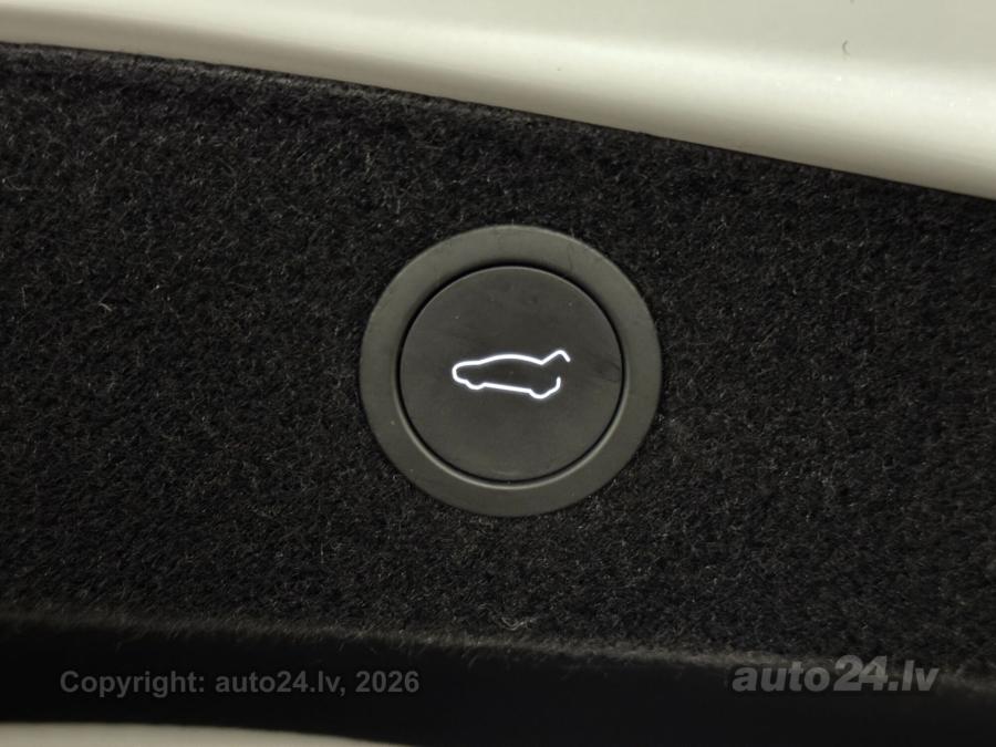 Balts Tesla Model 3 2025 Tallina, ar dzinēja tilpumu 0.00 L un nobraukumu 43 tūkst. km par 35990 €, foto 9 vietnē AUTOMOTO.COM.LV