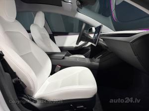 Balts Tesla Model 3 2025 Tallina, ar dzinēja tilpumu 0.00 L un nobraukumu 43 tūkst. km par 35990 €, foto 14 vietnē AUTOMOTO.COM.LV