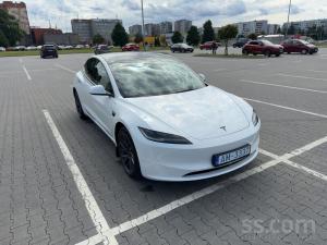 Белый Тесла Модель 3 2026 в Рига, объемом двигателя 0.00 л и пробегом 0 тыс. км за 49900 €, фото 3 на AUTOMOTO.COM.LV