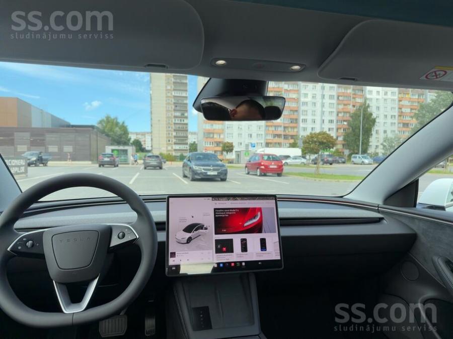 Белый Тесла Модель 3 2026 в Рига, объемом двигателя 0.00 л и пробегом 0 тыс. км за 49900 €, фото 6 на AUTOMOTO.COM.LV