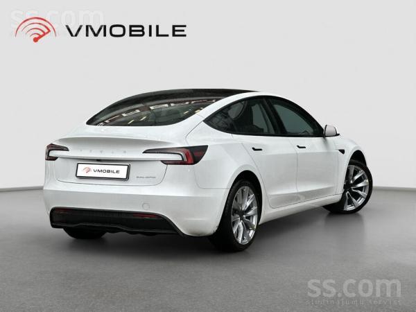 Balts Tesla Model 3 2026 Rīga, ar dzinēja tilpumu 0.00 L un nobraukumu 10 tūkst. km par 59640 €, foto 2 vietnē AUTOMOTO.COM.LV