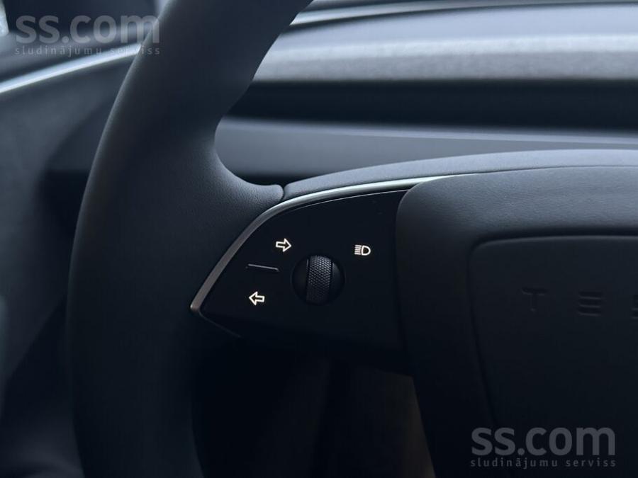 Balts Tesla Model 3 2026 Rīga, ar dzinēja tilpumu 0.00 L un nobraukumu 10 tūkst. km par 59640 €, foto 11 vietnē AUTOMOTO.COM.LV