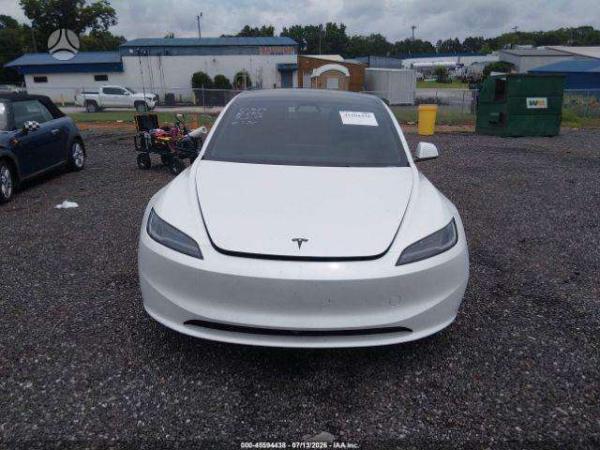 Balts Tesla Model 3 2026 Klaipėda, ar dzinēja tilpumu 0.00 L un nobraukumu 19 tūkst. km par 11200 €, foto 7 vietnē AUTOMOTO.COM.LV
