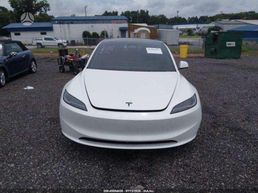 Balts Tesla Model 3 2026 Klaipėda, ar dzinēja tilpumu 0.00 L un nobraukumu 19 tūkst. km par 11200 €, foto 7 vietnē AUTOMOTO.COM.LV
