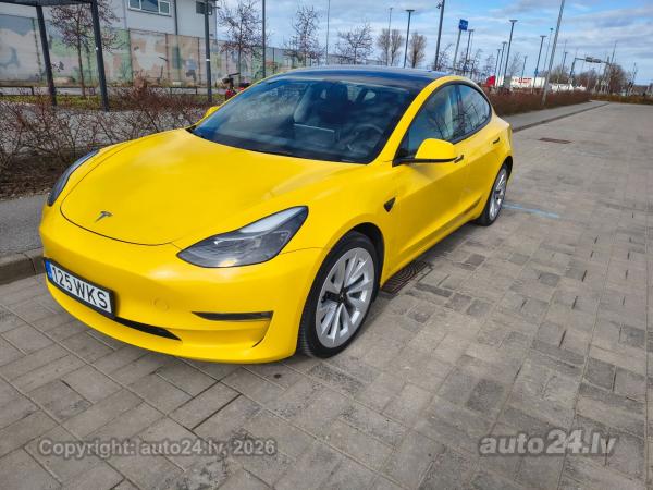 Dzeltens Tesla Model 3 2021 Tallina, ar dzinēja tilpumu 0.00 L un nobraukumu 94 tūkst. km par 29200 €, foto 4 vietnē AUTOMOTO.COM.LV