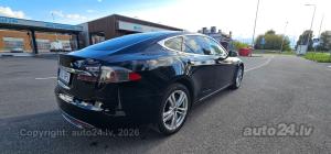 Melns Tesla Model S 2013 Narva, ar dzinēja tilpumu 0.00 L un nobraukumu 174 tūkst. km par 12990 €, foto 8 vietnē AUTOMOTO.COM.LV