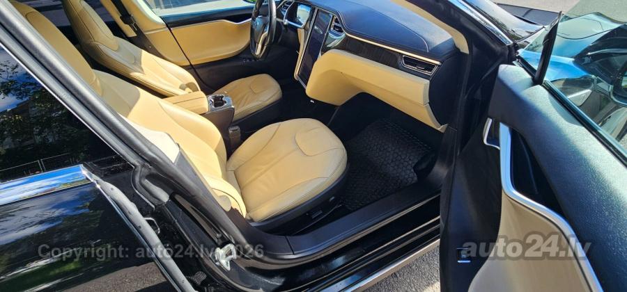 Melns Tesla Model S 2013 Narva, ar dzinēja tilpumu 0.00 L un nobraukumu 174 tūkst. km par 12990 €, foto 9 vietnē AUTOMOTO.COM.LV