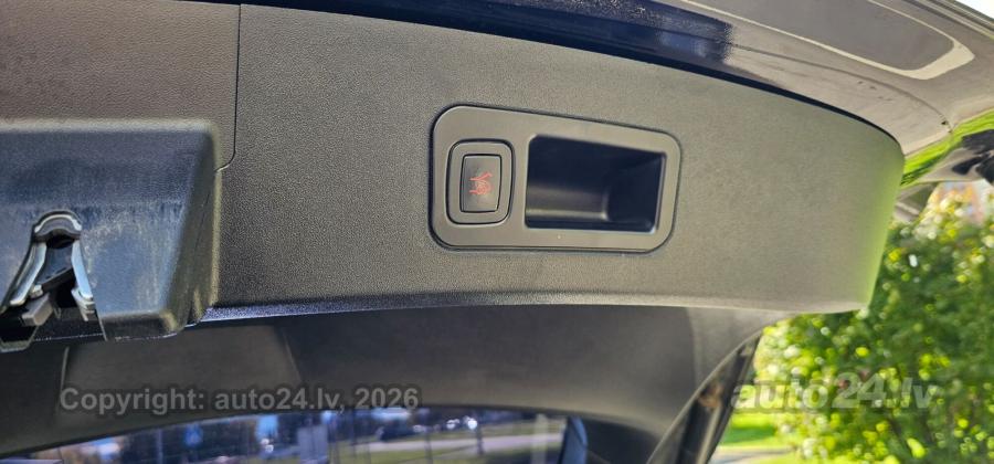 Melns Tesla Model S 2013 Narva, ar dzinēja tilpumu 0.00 L un nobraukumu 174 tūkst. km par 12990 €, foto 12 vietnē AUTOMOTO.COM.LV
