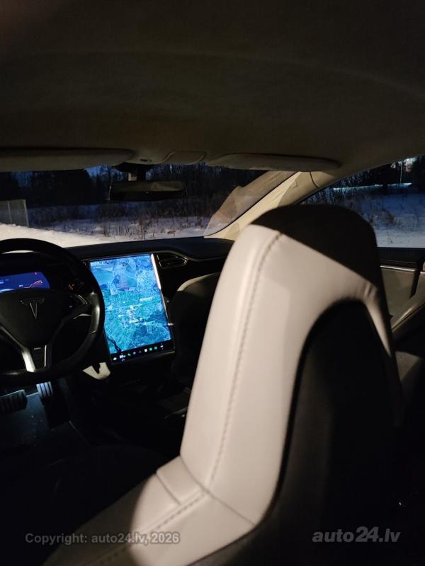 Melns Tesla Model S 2014 Antsla, ar dzinēja tilpumu 0.00 L un nobraukumu 269 tūkst. km par 14975 €, foto 8 vietnē AUTOMOTO.COM.LV