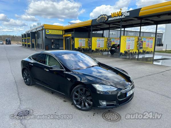 Melns Tesla Model S 2014 Tartu, ar dzinēja tilpumu 0.00 L un nobraukumu 193 tūkst. km par 13999 €, foto 1 vietnē AUTOMOTO.COM.LV
