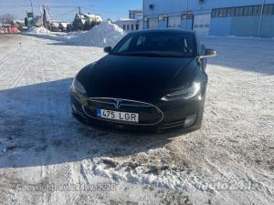 Melns Tesla Model S 2015 Tallina, ar dzinēja tilpumu 0.00 L un nobraukumu 393 tūkst. km par 21900 €, foto 6 vietnē AUTOMOTO.COM.LV