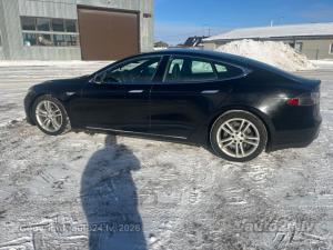 Melns Tesla Model S 2015 Tallina, ar dzinēja tilpumu 0.00 L un nobraukumu 393 tūkst. km par 21900 €, foto 7 vietnē AUTOMOTO.COM.LV