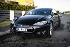 Black Tesla Model S 2015 in Tallinn, with an engine capacity of 0.00 L and mileage of 170 thousand km for 16990 €, photo 3 on AUTOMOTO.COM.LV