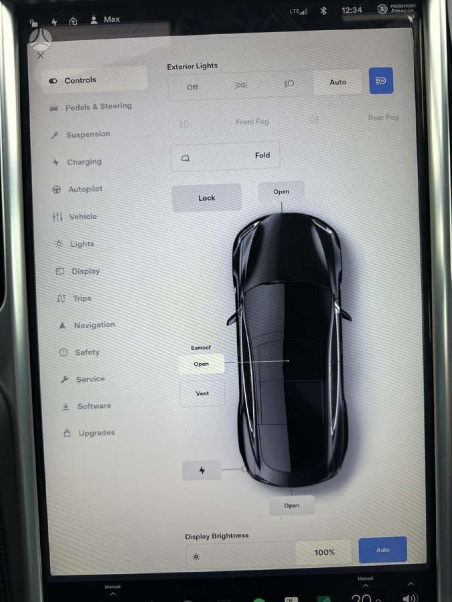 Черный Тесла Модель С 2016 в Вильнюс, объемом двигателя 0.00 л и пробегом 259 тыс. км за 16500 €, фото 11 на AUTOMOTO.COM.LV