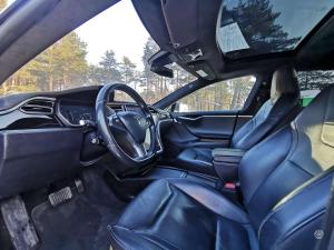 Melns Tesla Model S 2016 Kauņa, ar dzinēja tilpumu 0.00 L un nobraukumu 182 tūkst. km par 16849 €, foto 6 vietnē AUTOMOTO.COM.LV