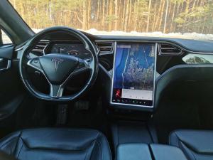 Melns Tesla Model S 2016 Kauņa, ar dzinēja tilpumu 0.00 L un nobraukumu 182 tūkst. km par 16849 €, foto 7 vietnē AUTOMOTO.COM.LV