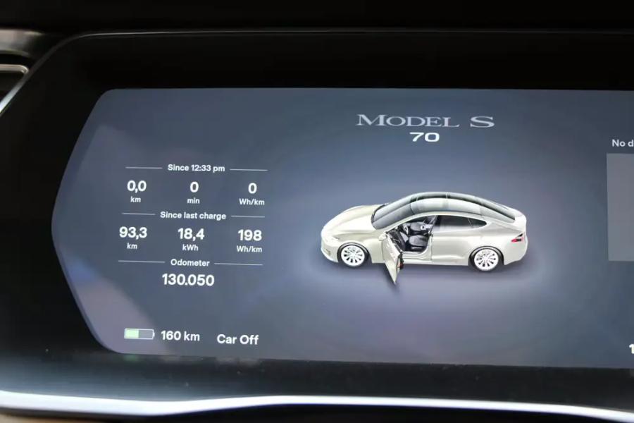Melns Tesla Model S 2016 Mārupe, ar dzinēja tilpumu 7.00 L un nobraukumu 130 tūkst. km par 18450 €, foto 13 vietnē AUTOMOTO.COM.LV
