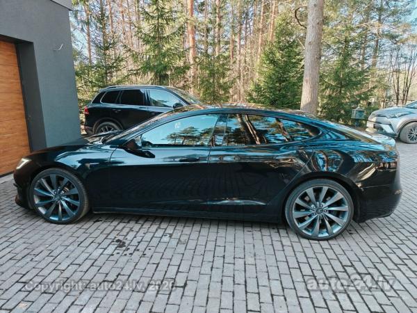 Melns Tesla Model S 2017 Tartu, ar dzinēja tilpumu 0.00 L un nobraukumu 150 tūkst. km par 23990 €, foto 2 vietnē AUTOMOTO.COM.LV