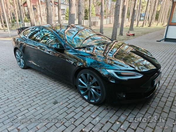 Melns Tesla Model S 2017 Tartu, ar dzinēja tilpumu 0.00 L un nobraukumu 150 tūkst. km par 23990 €, foto 4 vietnē AUTOMOTO.COM.LV