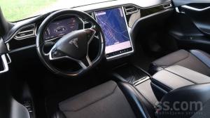 Black Tesla Model S 2017 in Riga, with an engine capacity of 0.00 L and mileage of 147 thousand km for 17200 €, photo 11 on AUTOMOTO.COM.LV