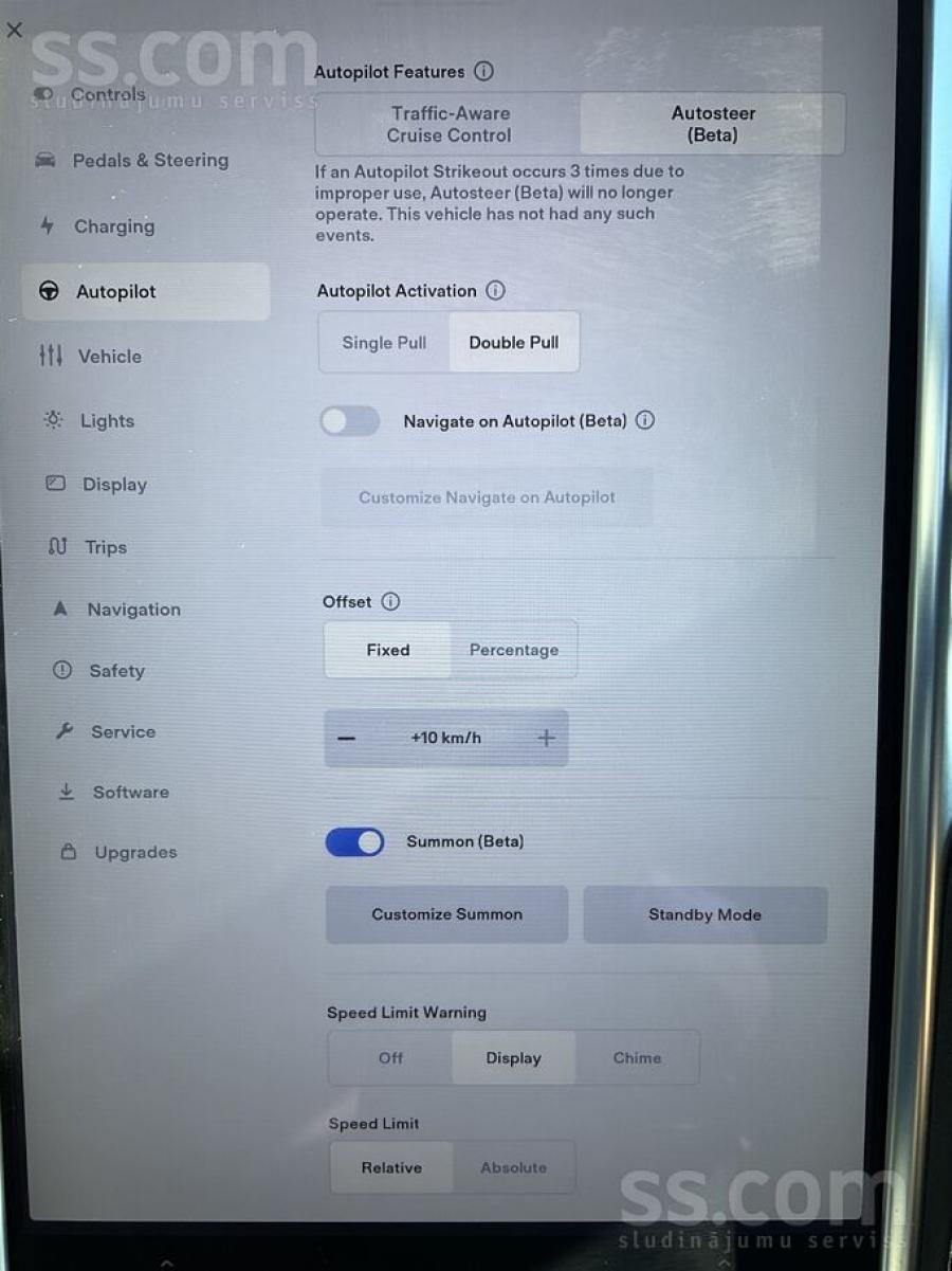 Black Tesla Model S 2017 in Riga, with an engine capacity of 0.00 L and mileage of 147 thousand km for 17200 €, photo 18 on AUTOMOTO.COM.LV
