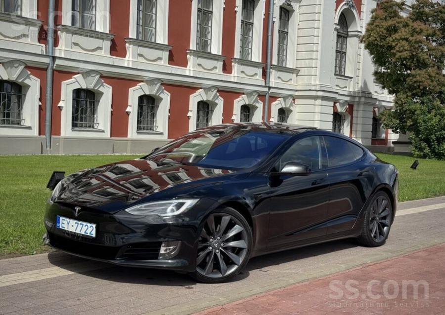 Melns Tesla Model S 2017 Jelgava, ar dzinēja tilpumu 0.00 L un nobraukumu 0 tūkst. km par 21750 €, foto 1 vietnē AUTOMOTO.COM.LV
