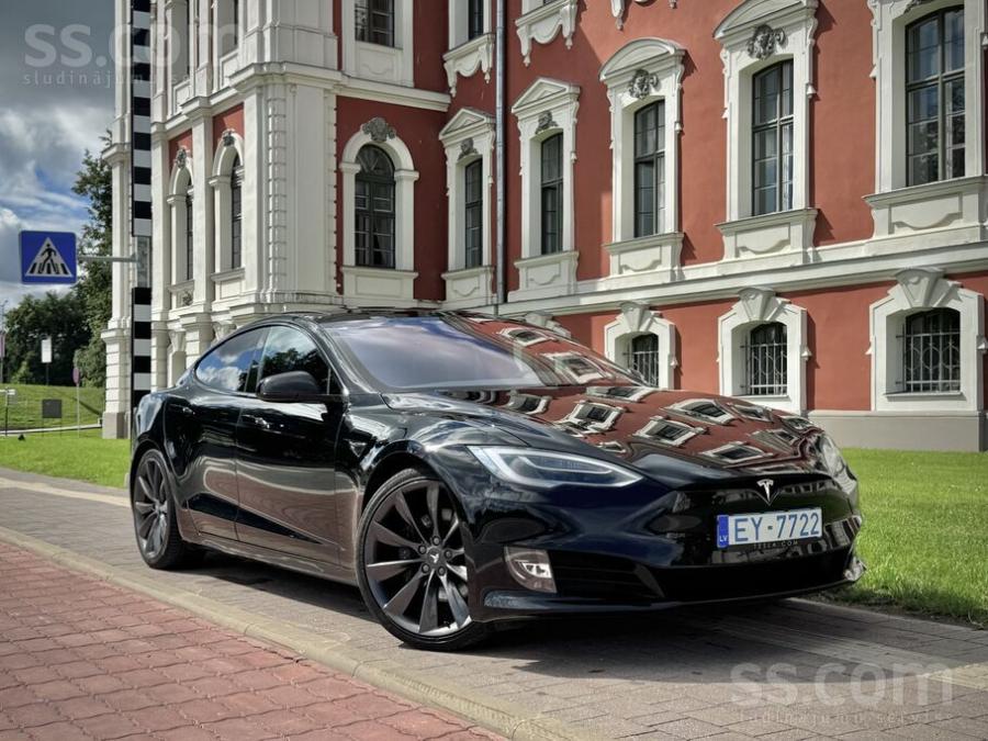 Melns Tesla Model S 2017 Jelgava, ar dzinēja tilpumu 0.00 L un nobraukumu 0 tūkst. km par 21750 €, foto 3 vietnē AUTOMOTO.COM.LV