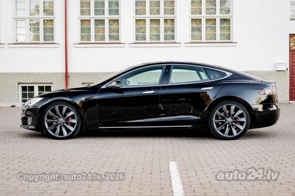 Melns Tesla Model S 2017 Pērnava, ar dzinēja tilpumu 0.00 L un nobraukumu 212 tūkst. km par 19990 €, foto 4 vietnē AUTOMOTO.COM.LV
