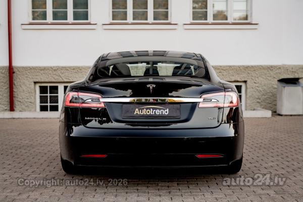 Melns Tesla Model S 2017 Pērnava, ar dzinēja tilpumu 0.00 L un nobraukumu 212 tūkst. km par 19990 €, foto 6 vietnē AUTOMOTO.COM.LV