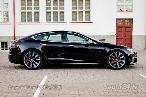 Melns Tesla Model S 2017 Pērnava, ar dzinēja tilpumu 0.00 L un nobraukumu 212 tūkst. km par 19990 €, foto 8 vietnē AUTOMOTO.COM.LV