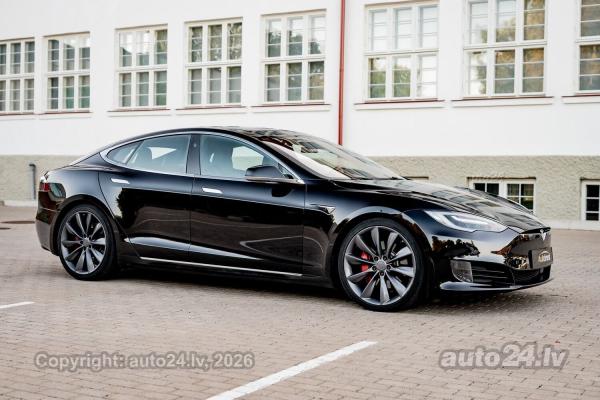 Melns Tesla Model S 2017 Pērnava, ar dzinēja tilpumu 0.00 L un nobraukumu 212 tūkst. km par 19990 €, foto 9 vietnē AUTOMOTO.COM.LV