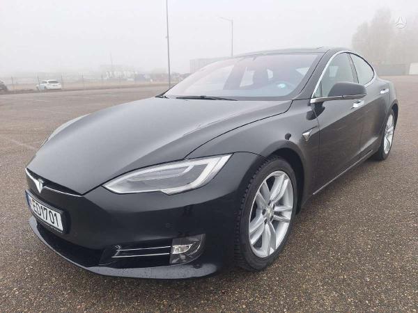 Melns Tesla Model S 2018 Marijampole, ar dzinēja tilpumu 0.00 L un nobraukumu 141 tūkst. km par 22869 €, foto 1 vietnē AUTOMOTO.COM.LV