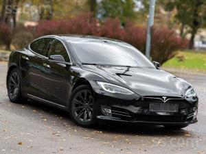 Melns Tesla Model S 2018 Jūrmala, ar dzinēja tilpumu 0.00 L un nobraukumu 0 tūkst. km par 16750 €, foto 3 vietnē AUTOMOTO.COM.LV