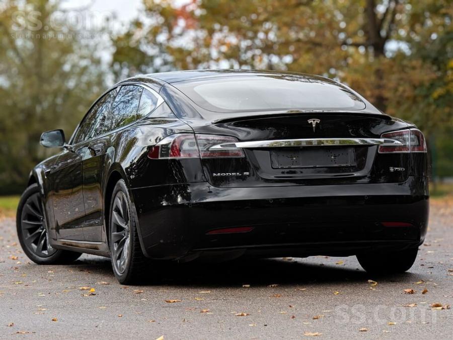 Melns Tesla Model S 2018 Jūrmala, ar dzinēja tilpumu 0.00 L un nobraukumu 0 tūkst. km par 16750 €, foto 9 vietnē AUTOMOTO.COM.LV