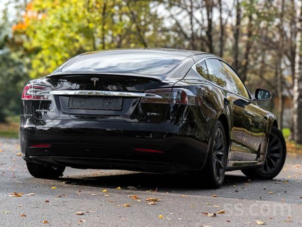 Melns Tesla Model S 2018 Jūrmala, ar dzinēja tilpumu 0.00 L un nobraukumu 0 tūkst. km par 16750 €, foto 11 vietnē AUTOMOTO.COM.LV