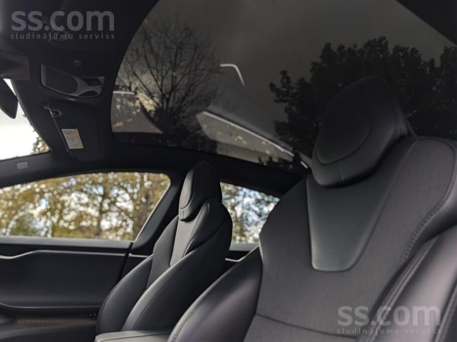Melns Tesla Model S 2018 Jūrmala, ar dzinēja tilpumu 0.00 L un nobraukumu 0 tūkst. km par 16750 €, foto 22 vietnē AUTOMOTO.COM.LV