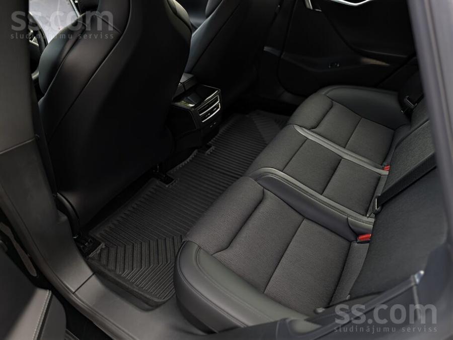 Melns Tesla Model S 2018 Jūrmala, ar dzinēja tilpumu 0.00 L un nobraukumu 0 tūkst. km par 16750 €, foto 27 vietnē AUTOMOTO.COM.LV